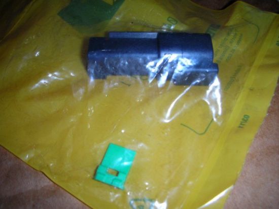 102-8802: RECPTACLE KIT | Novi Group