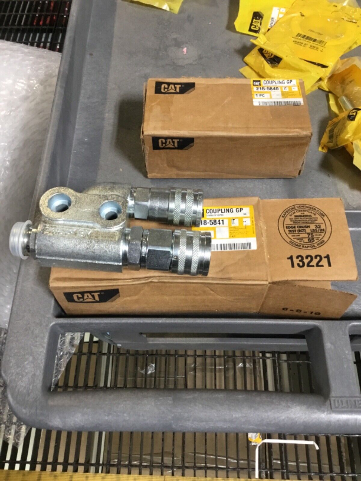 218-5841: FITTING GP-HYDRAULIC -QUICK DISCONNECT, FEMALE, HIGH FLOW | Novi Group