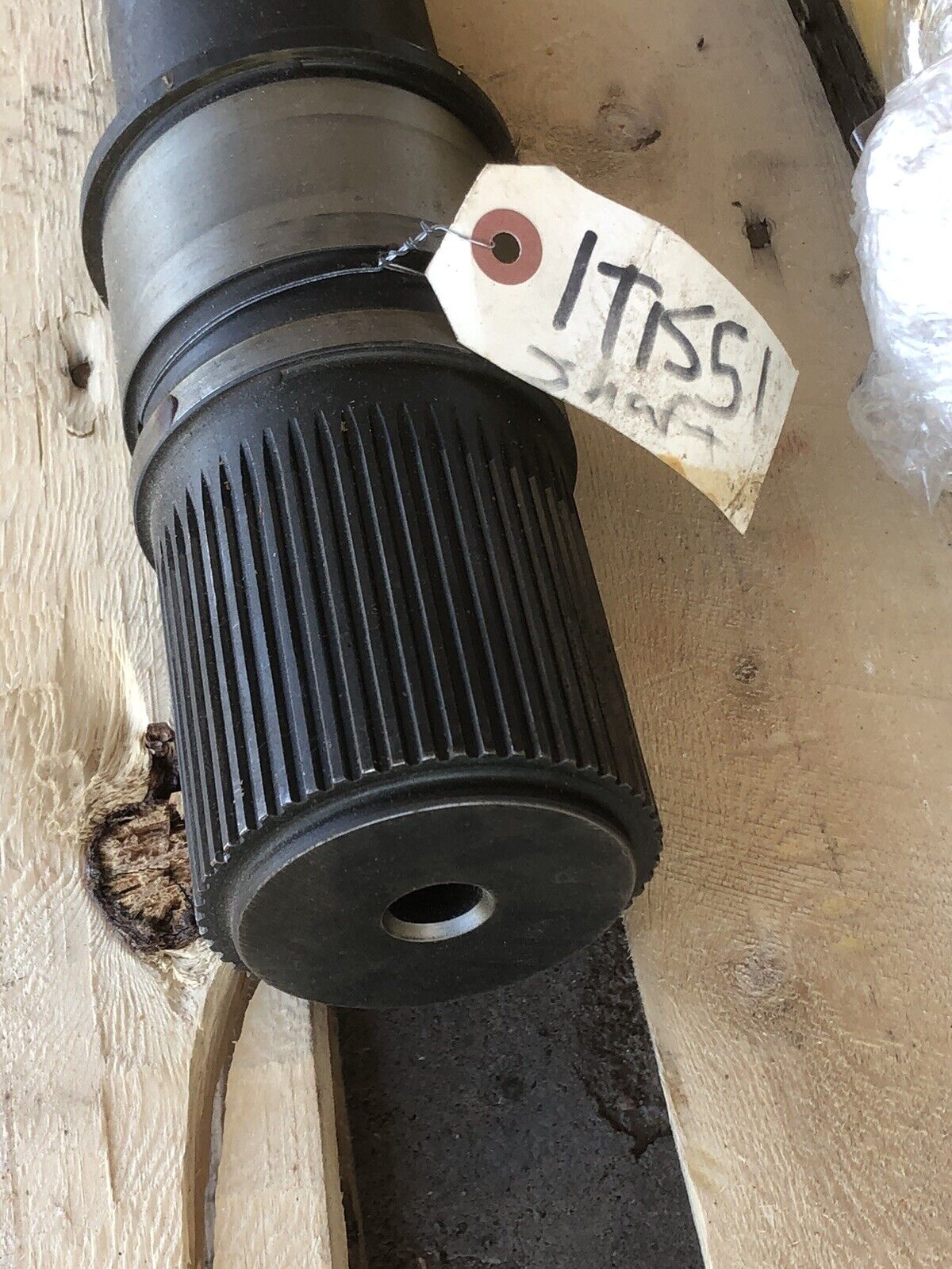 1T-1551-SHAFT | Novi Group